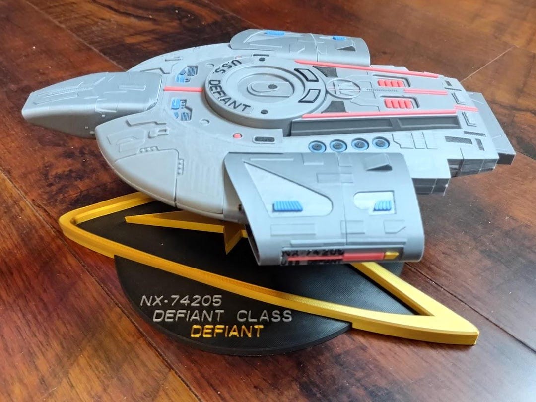 Star Trek Deep Space Nine USS Defiant W/ Display Stand - 3D Printed in ...