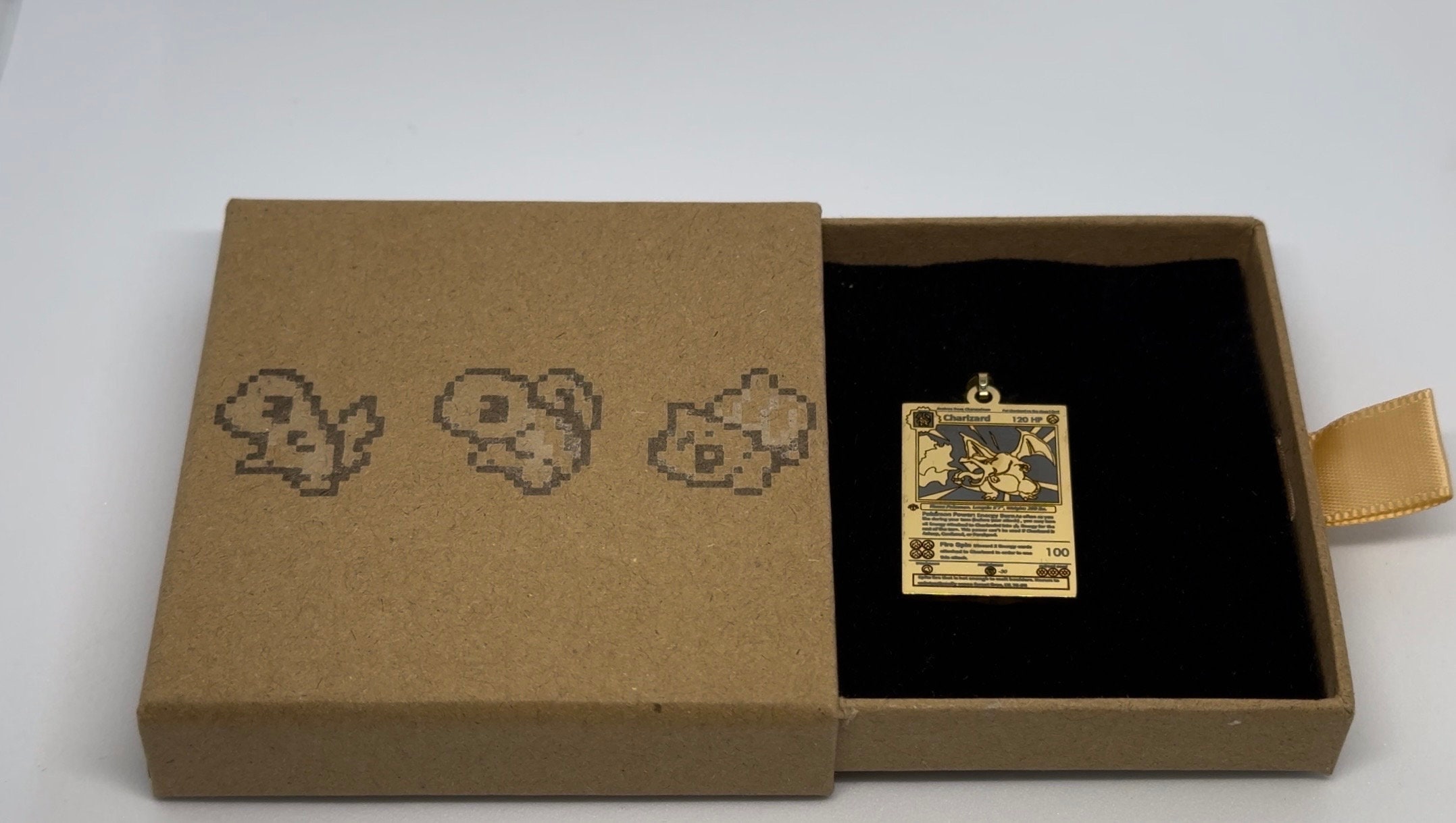 Charizard Line Art Pendant - Etsy