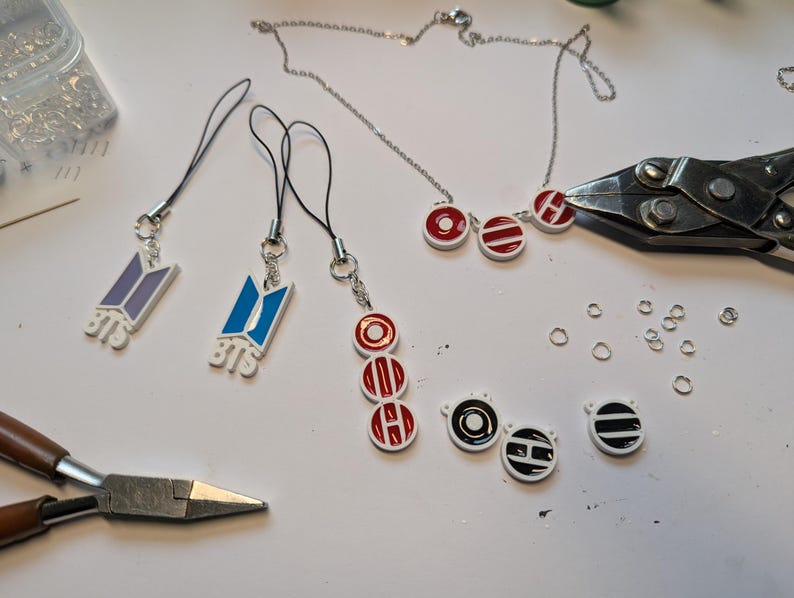 BTS Arirang Neclace ~ Three 3D Printed Symbols Inlaid With Resin on an ...