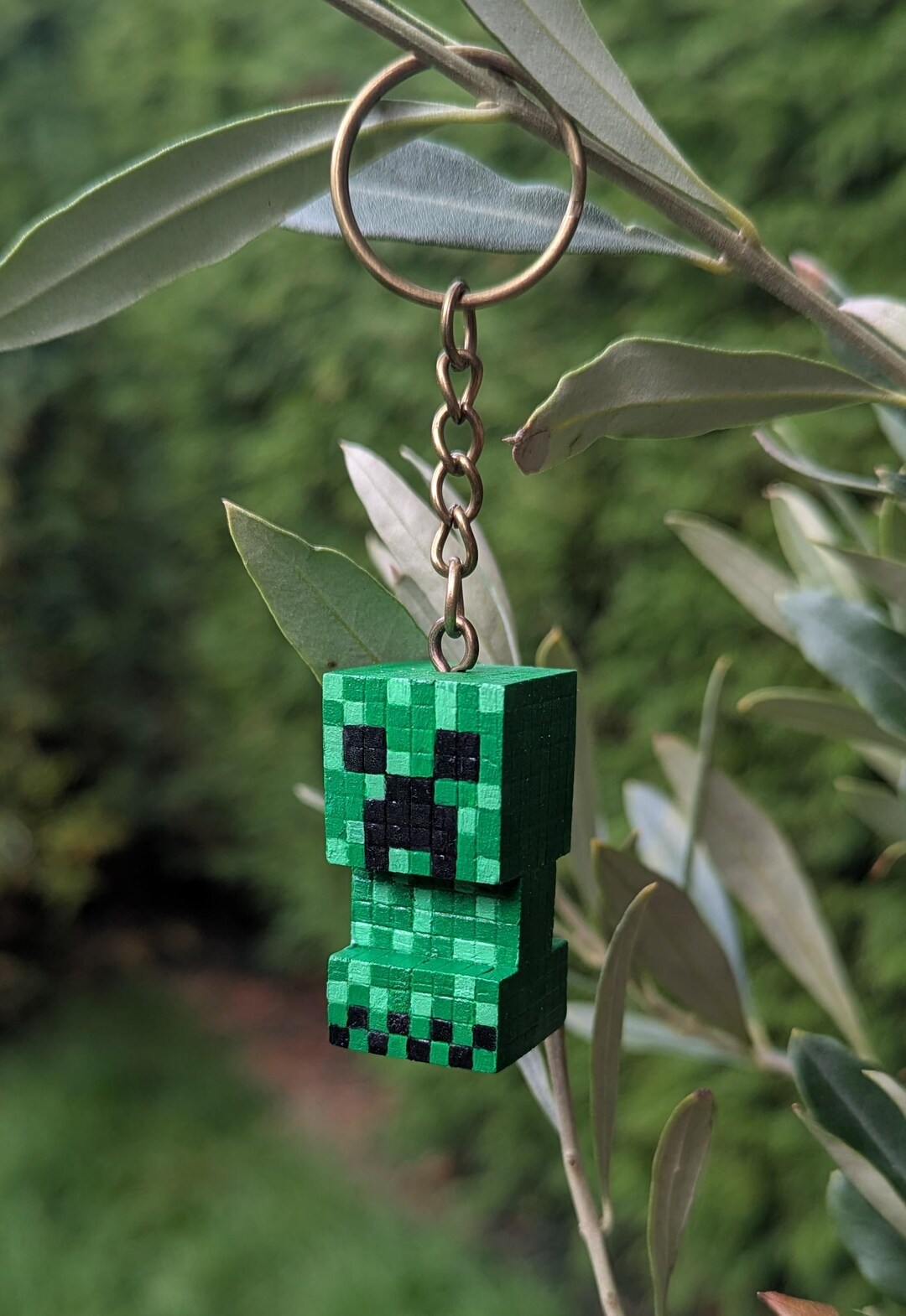 Minecraft Inspired Wooden Keyrings – Handmade & Hand-painted, Creeper ...