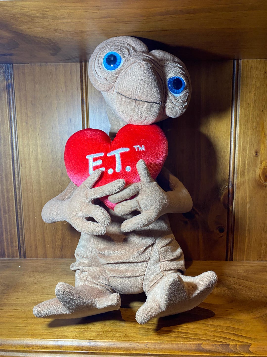 E.T. the Extra-terrestrial - Vintage Stuffed Toy by Universal Studios ...