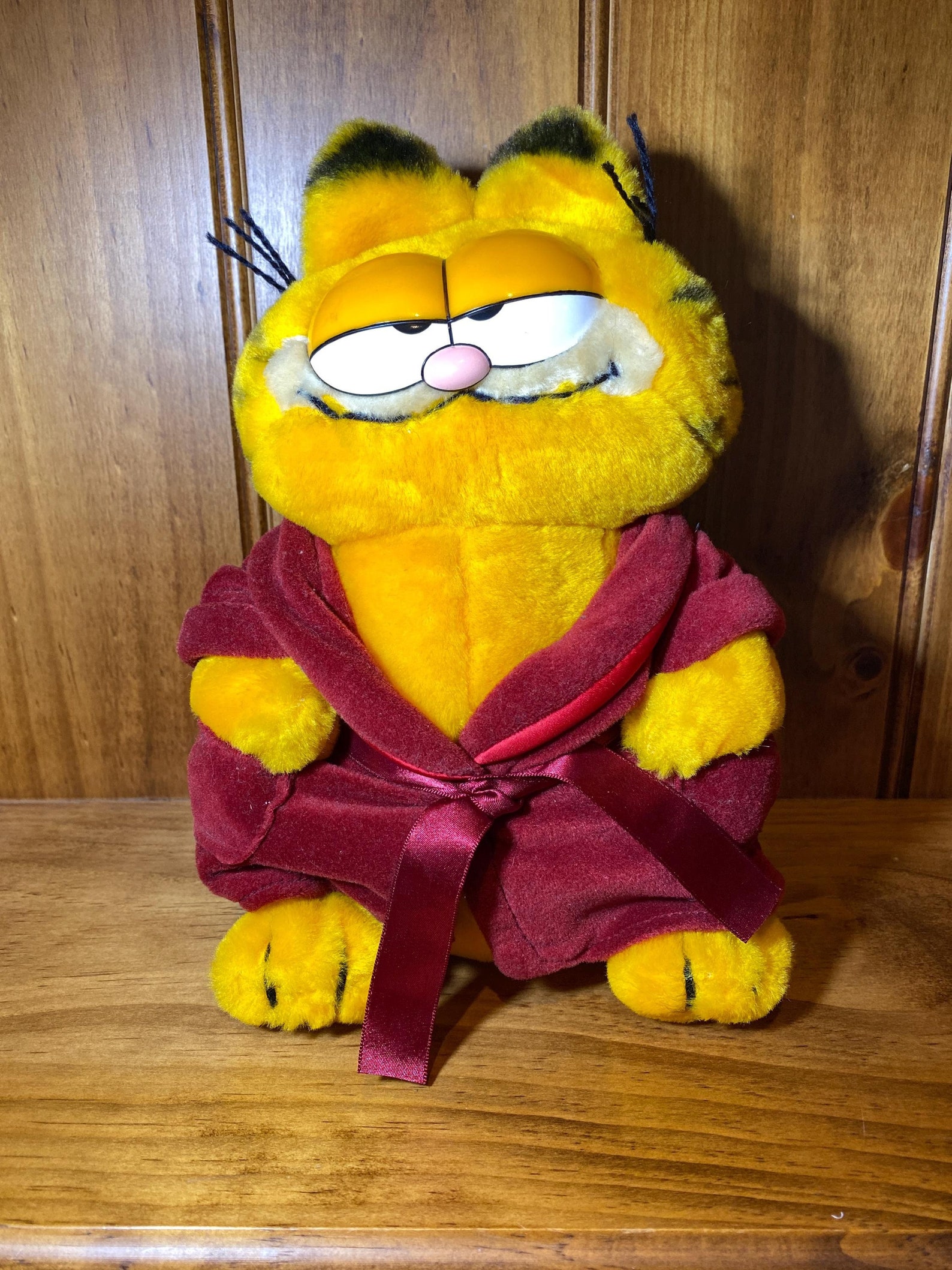 GARFIELD in Red Velvet Bathrobe Vintage Stuffed Toy 1981 - Etsy