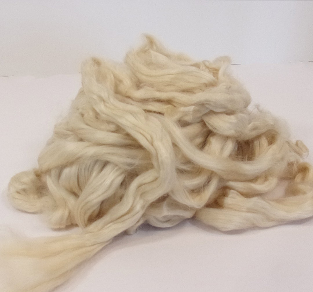 Plant Based Seacell Fiber Combed Top / Roving for Spinning or Blending ...