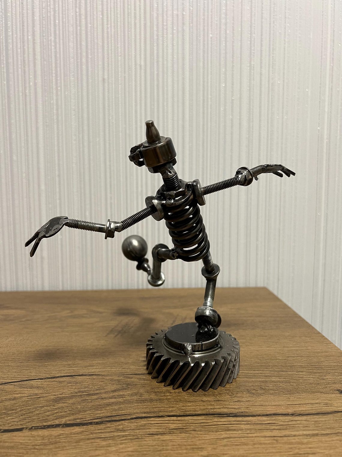 Welded Iron Spring Football Player Sculpture: Scrap Metal Art - Etsy