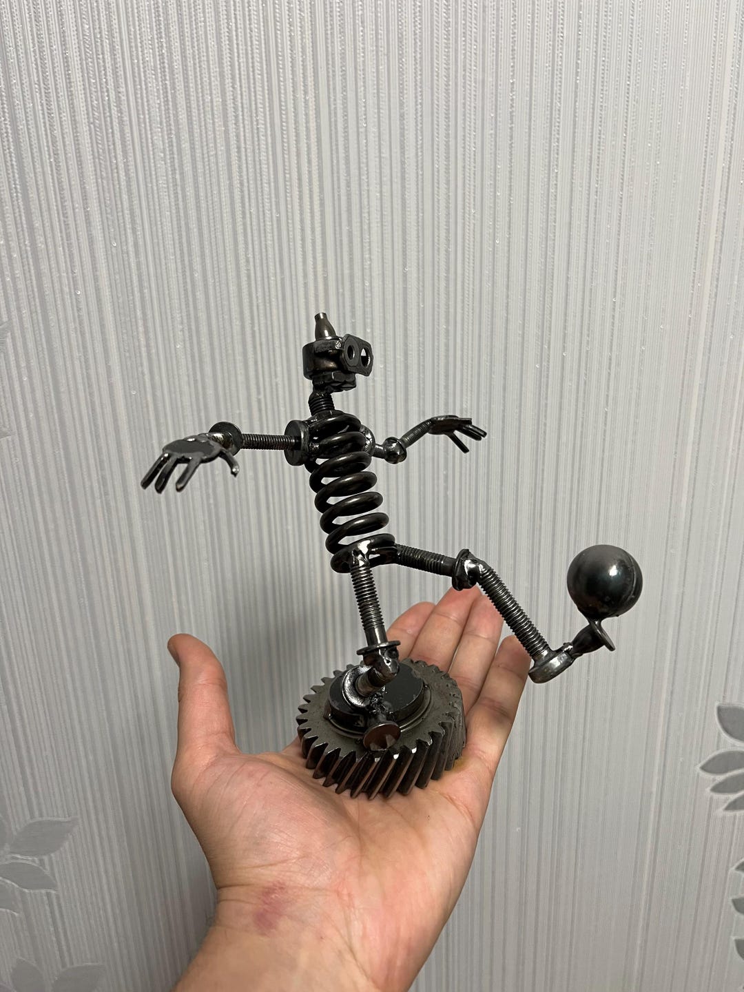 Welded Iron Spring Football Player Sculpture: Scrap Metal Art - Etsy