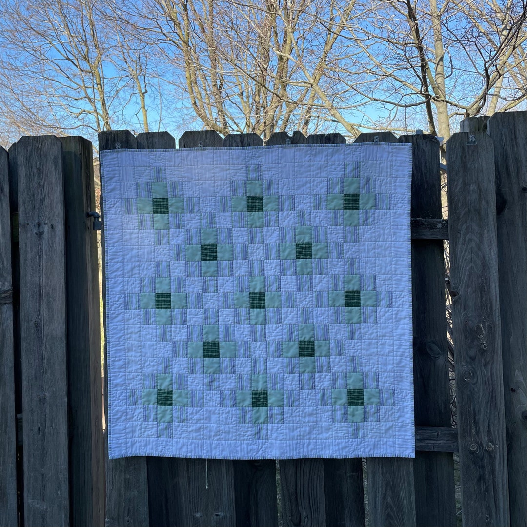 Green and White Handmade Granny-square Baby Quilt, Patchwork Quilt - Etsy
