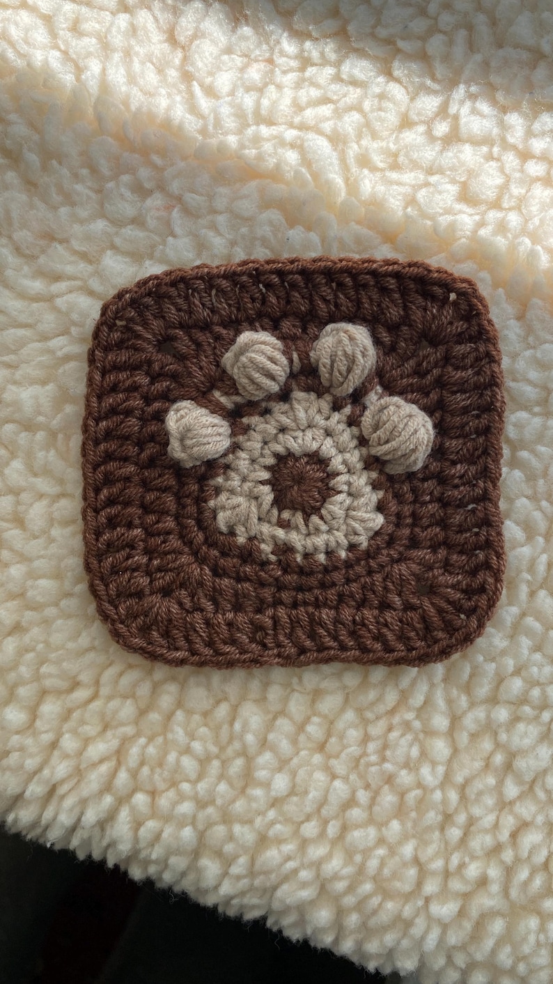 Granny Square With Paw Crochet Pattern - Etsy
