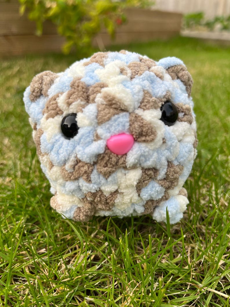 Loaf Cat Crochet Pattern - Etsy