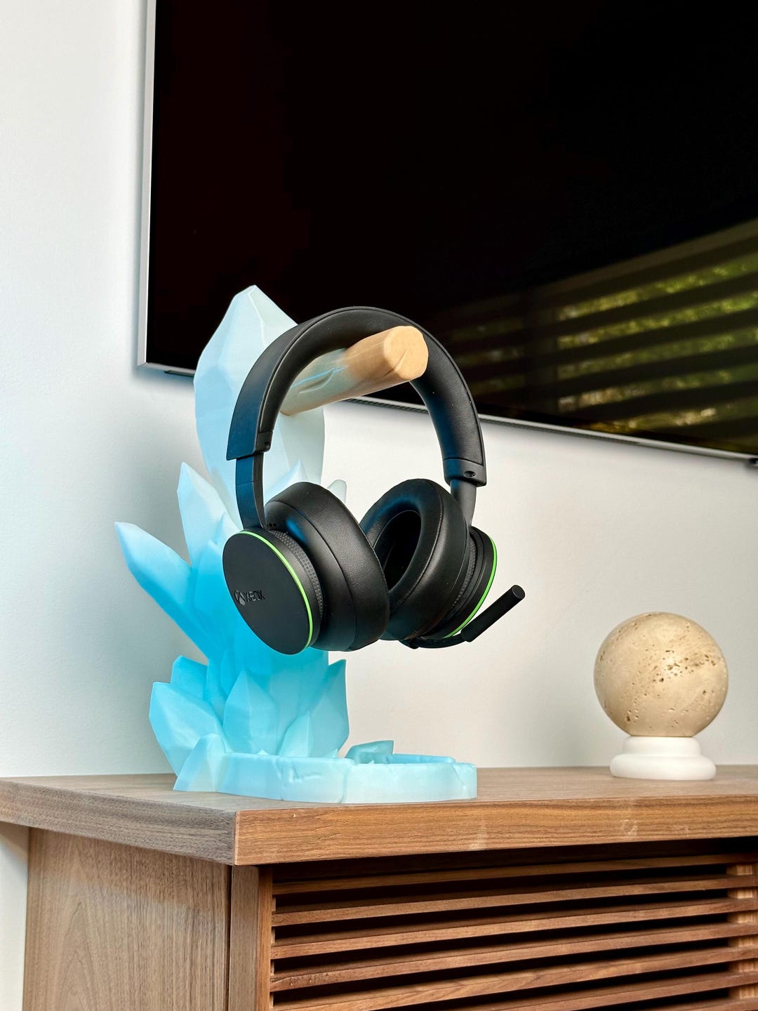 Crystal Headphone Stand: 3D Printed Gaming Headset Holder, Glow in the ...