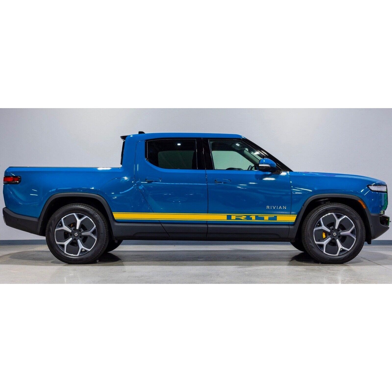 Rivian R1T 2021-2024 Custom Side Logo Vinyl Stripe Decal - Etsy