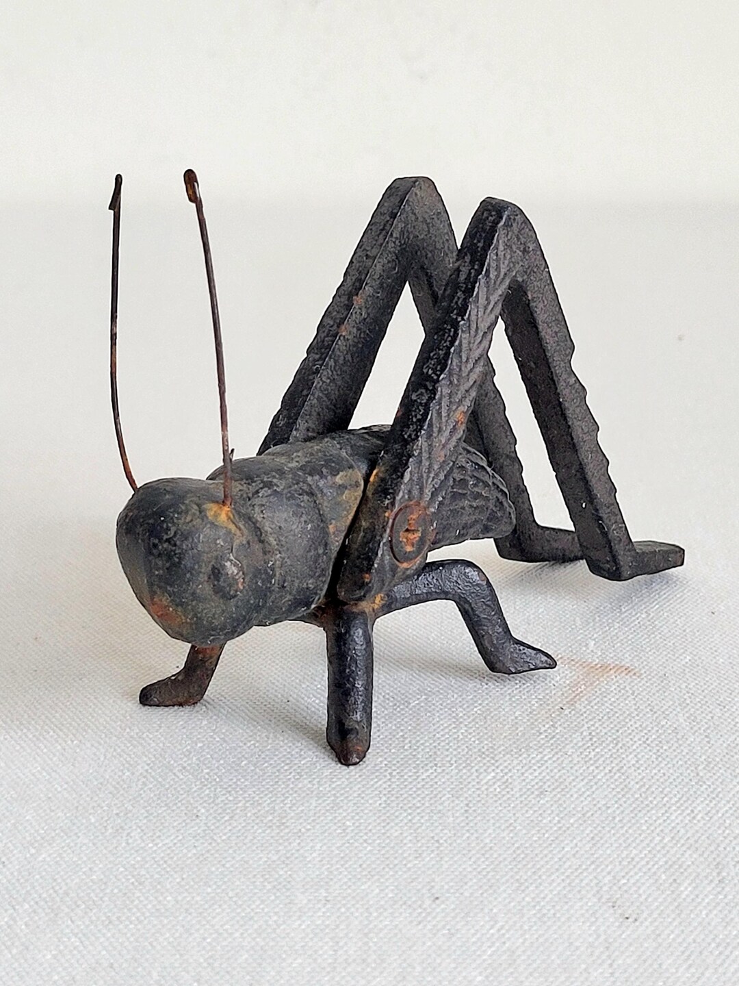4.75" Vintage Cast Iron Grasshopper Figurine, Statue Bug, Paperweight ...