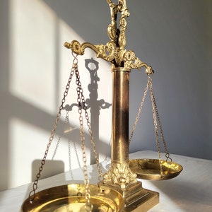 16 Vintage Brass Scales of Justice, Elegant Design, Intricate Detail ...