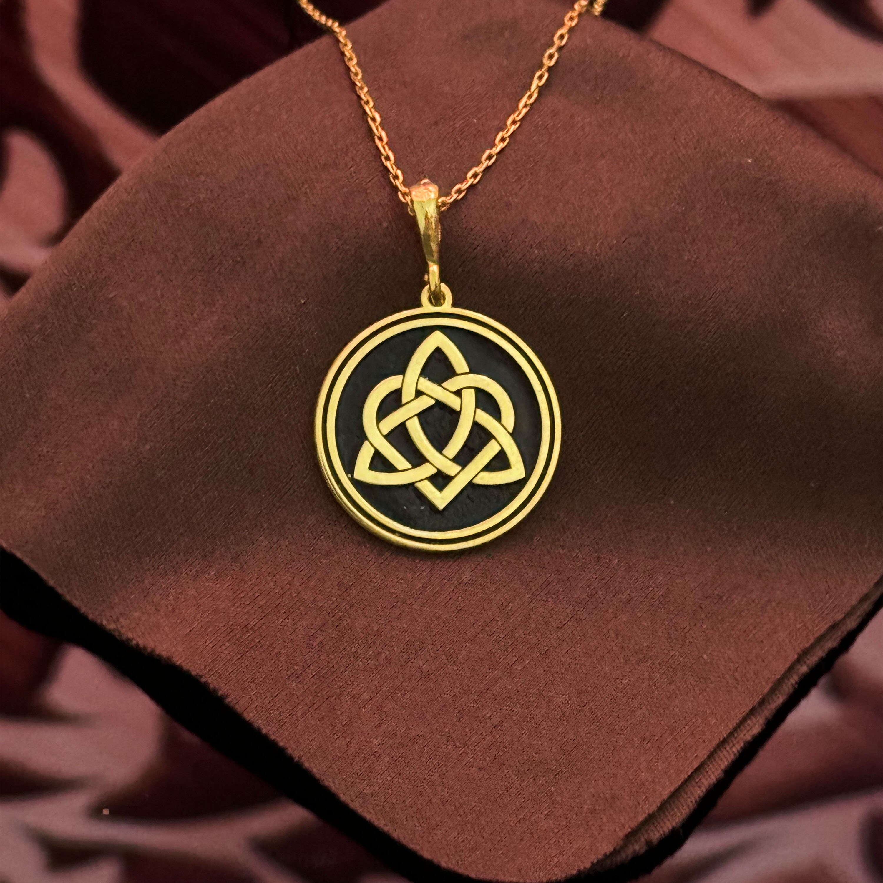Triquetra Knot Amulet Religious Irish Knot Pendant Necklaces Real 14k ...