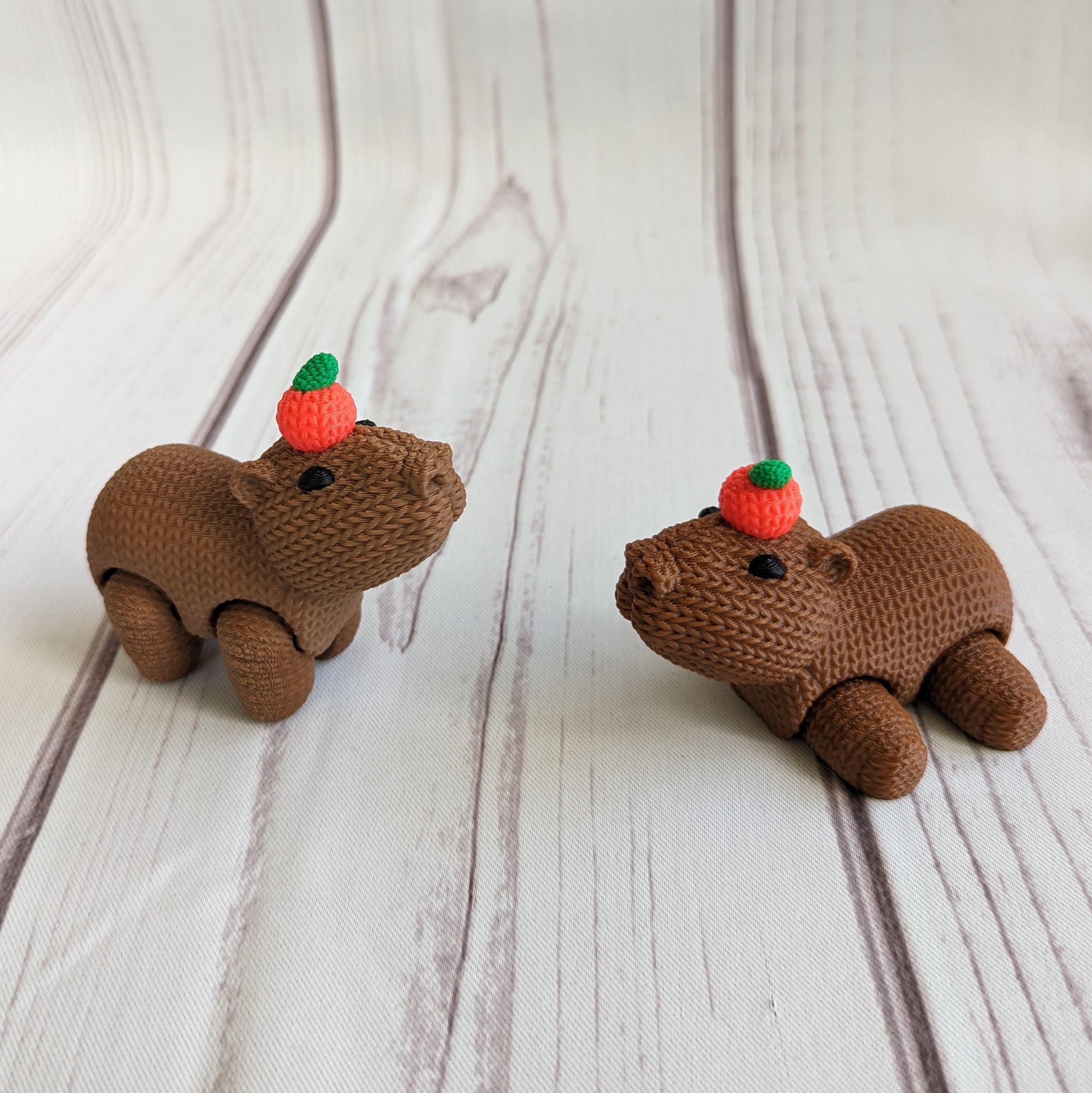 Capybara Knit-look 3D Printed Articulated Figure With Apple on Head ...