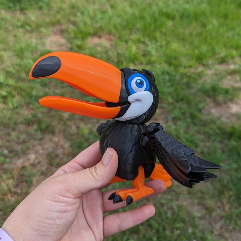 Toucan Bird 3D Printed Articulated Figure: Moving Wings, Beak Opens ...