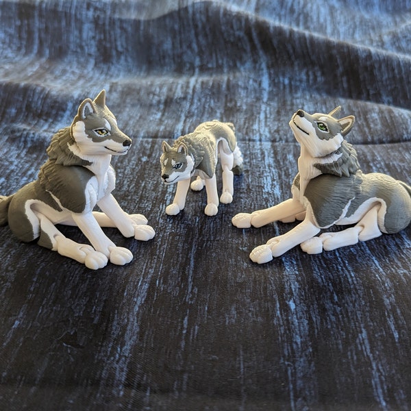 Wolf Figurine - Etsy