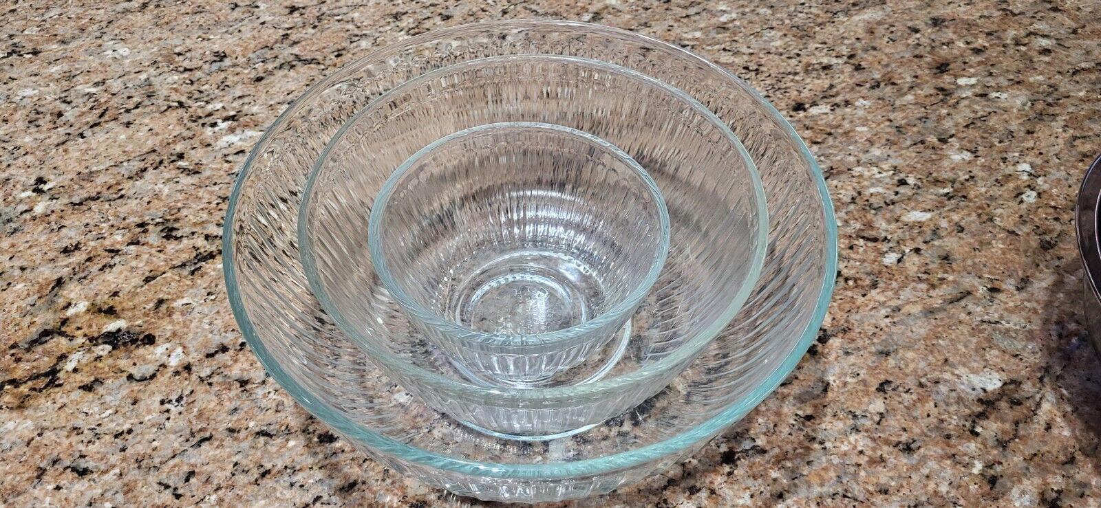 VNTG Set of 3 Pyrex Ribbed Clear Glass Nesting/mixing Bowls 7401-S 7402 ...