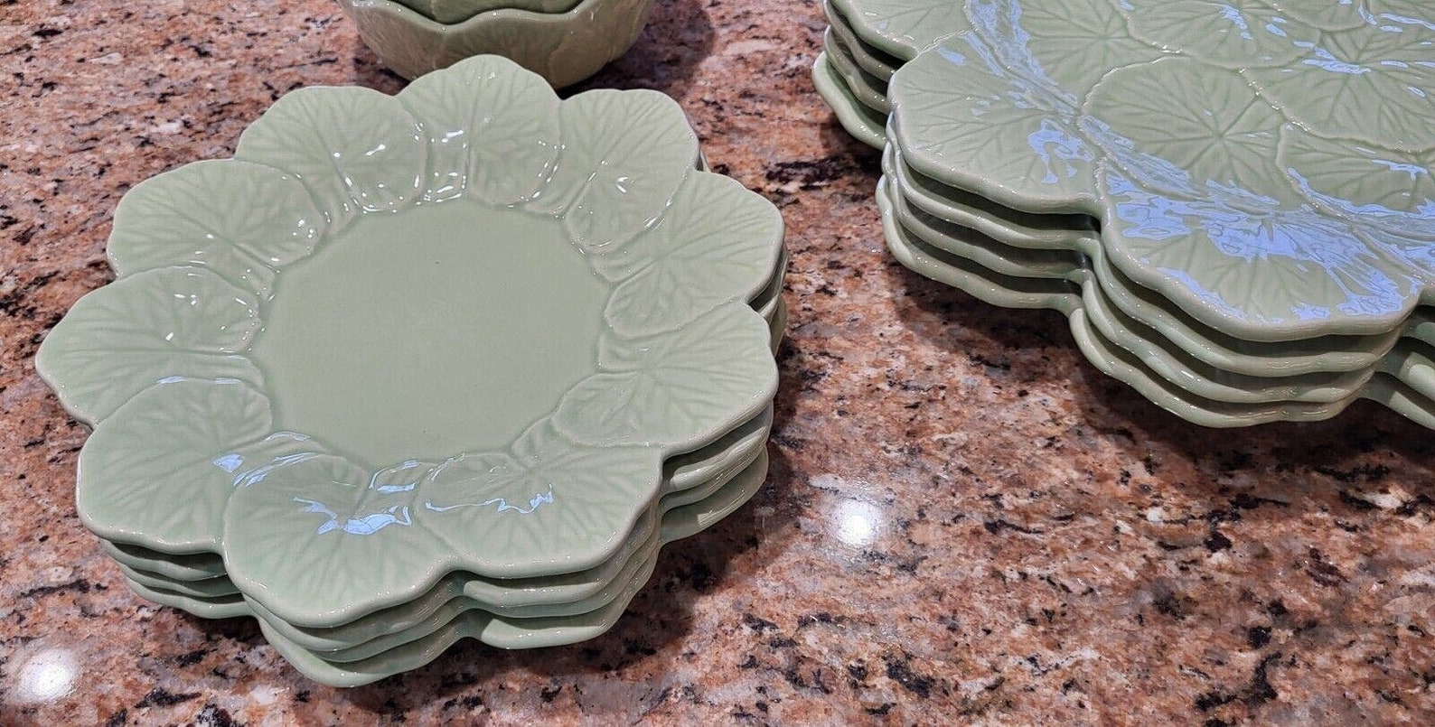 Rare BORDALLO PINNEIRO PORTUGAL Geranium Light Green Dishes set of 11 ...