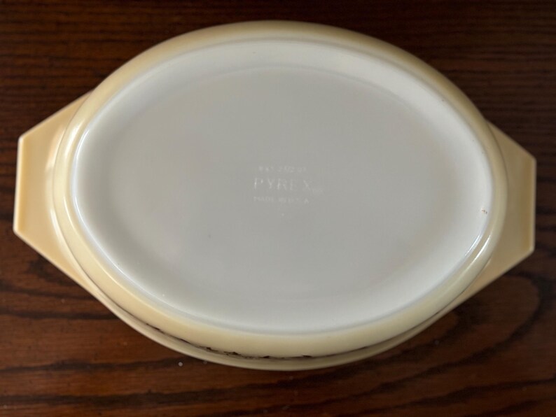 Vintage Pyrex, 1959, Golden Grapes, Cream Colored, Casserole Dish, 045 ...