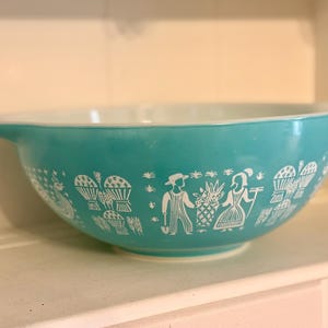Vintage Pyrex, Turquoise Amish Butterprint, Cinderella Nesting Bowl ...