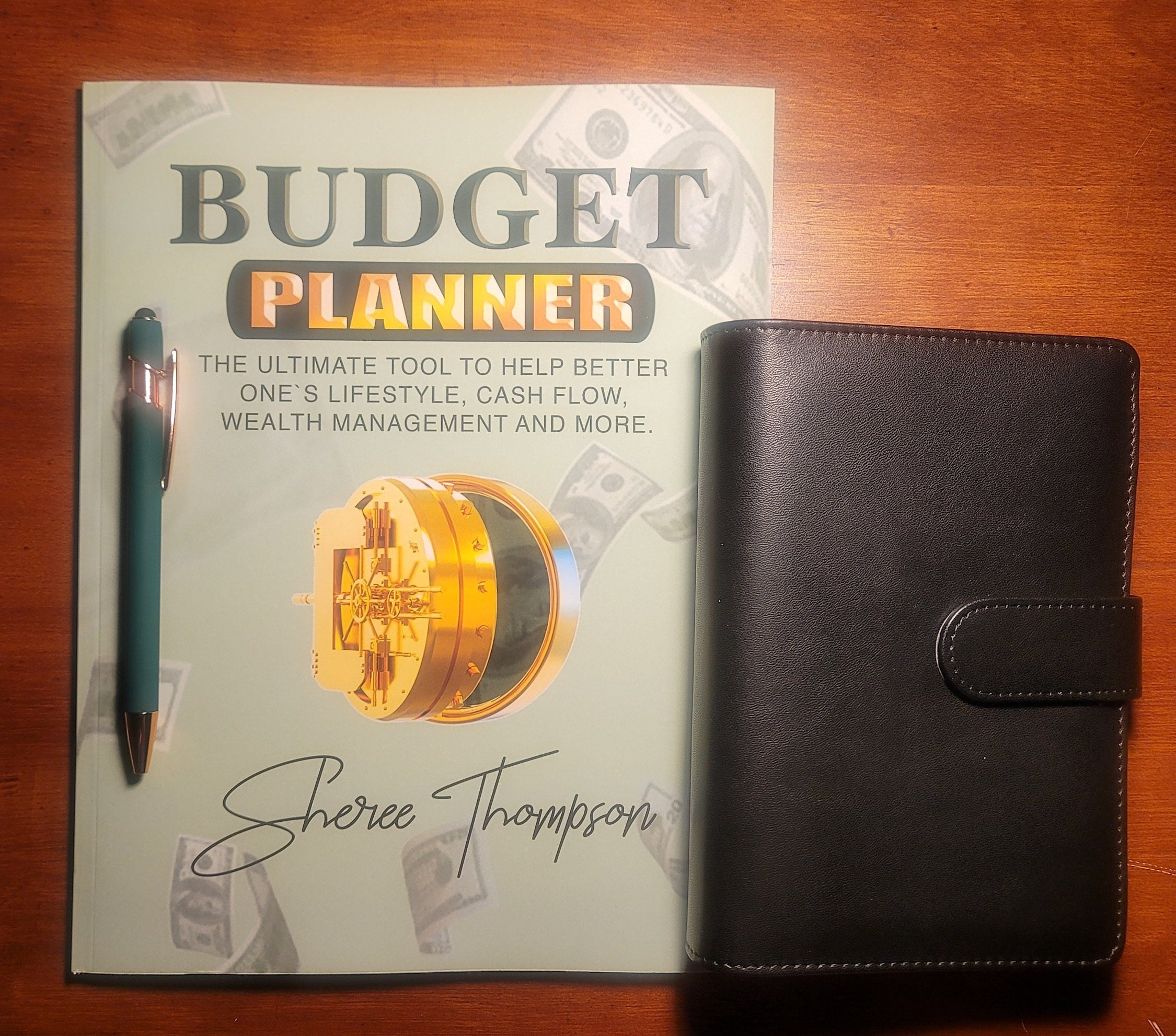 Budget Planner With Budgeting, Savings and Credit Tips, Tracking ...