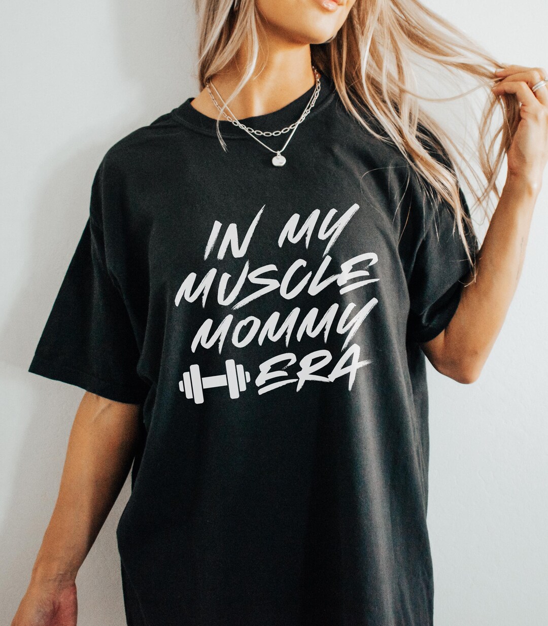Muscle Mommy Era Oversized Gym Shirt, Pump Cover Gift for Girlfriend or Wife, in My Era Cute Gym ...