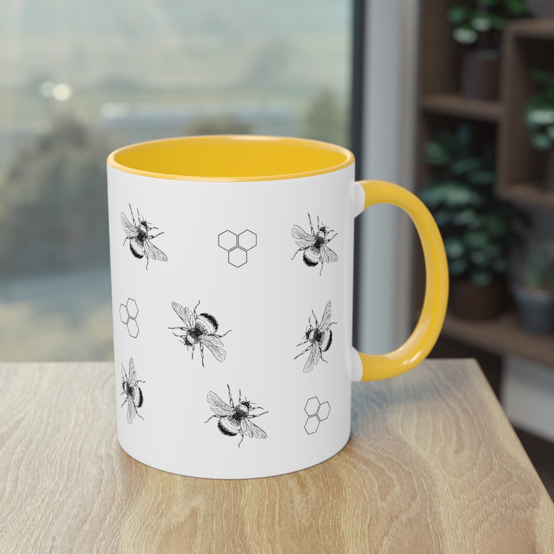 Honey Bee Mug Simplistic Bees Pattern Apiary Gift for Beekeeper Bee ...