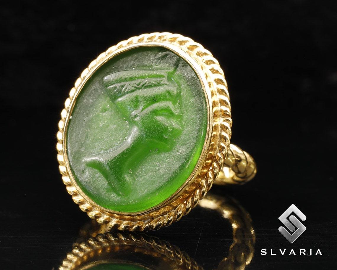 24K Gold Plated Nefertiti Coin Signet Glass Intaglio 925 Silver Ring ...