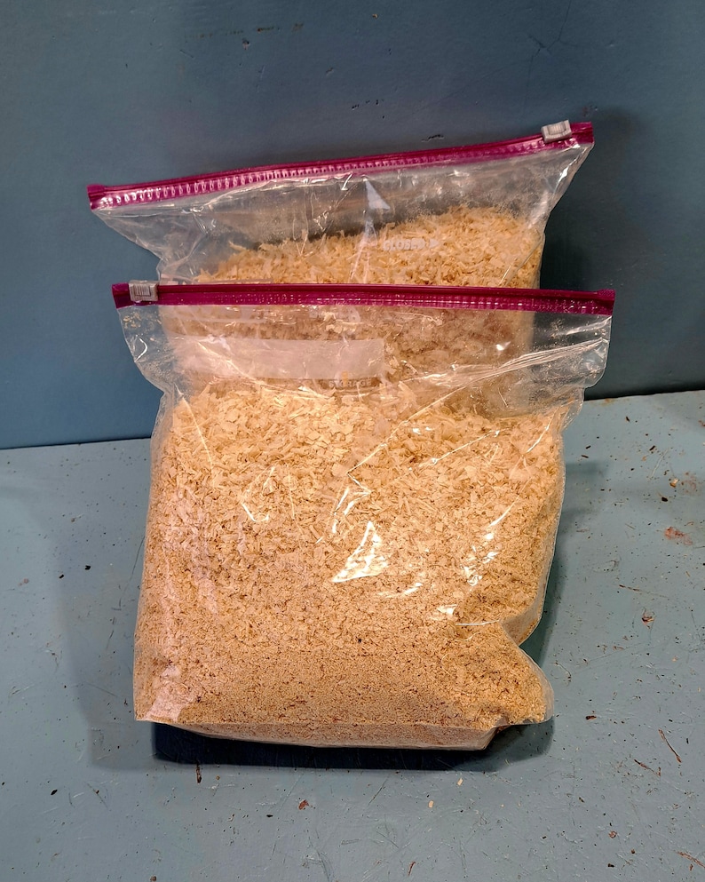 Sawdust / Wood Shavings / Bedding / Craft Filler - Etsy