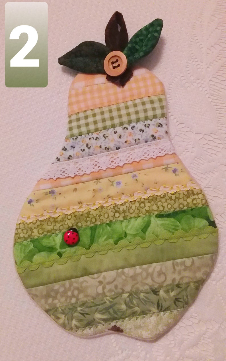Decorative Patchwork and Machine Quilting Pot Holders 'pear ...