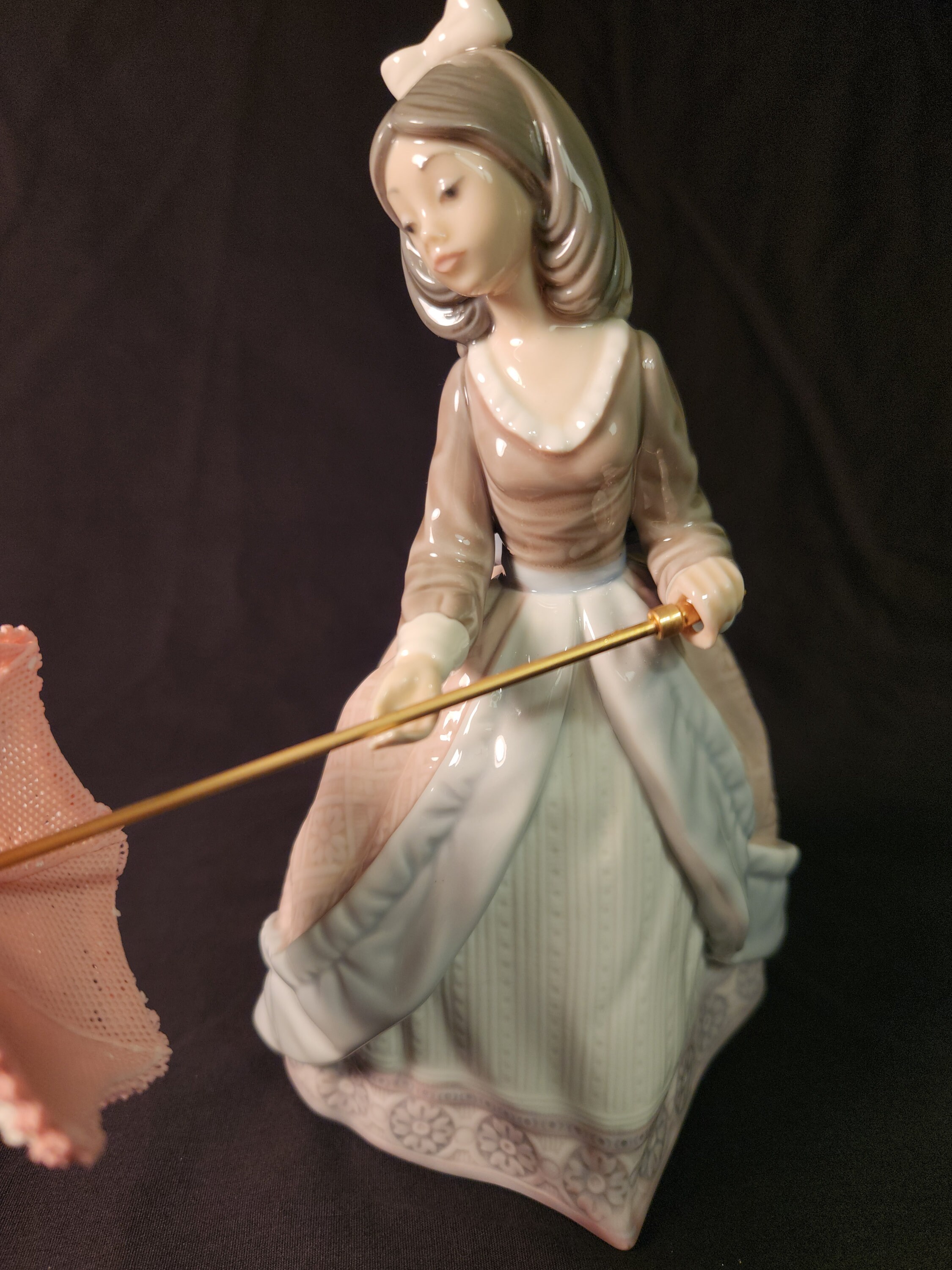 LLADRO 5210 jolie Porcelain Figurine Lady Opening Umbrella - Etsy