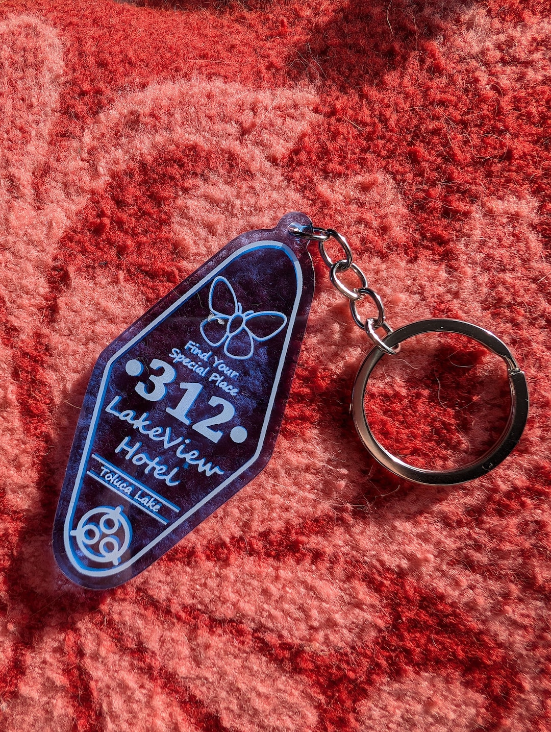 Silent Hill 2 Lakeview Hotel "find Your Special Place" Acrylic Keyring ...
