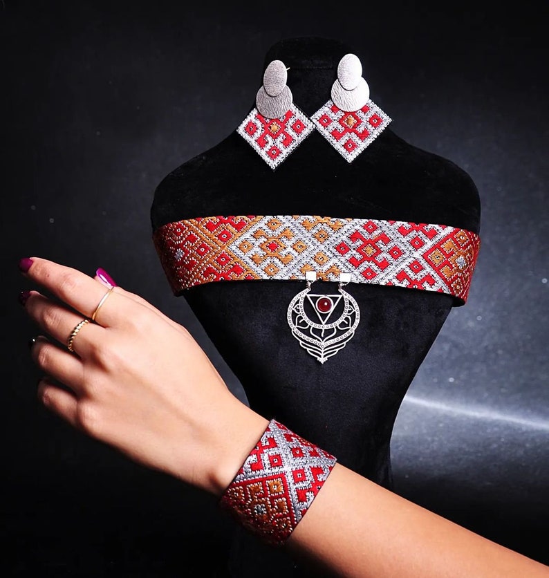 Handmade Balochi Embroidered Needlework Jewellery Set, Silk Jewellery ...