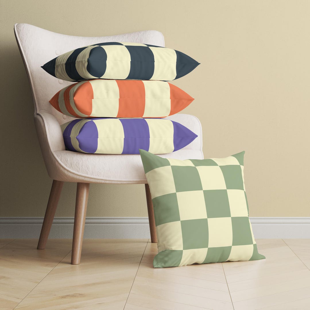 Aesthetic Cream Checkered Cushion Cover, Checks Throw Pillow ...
