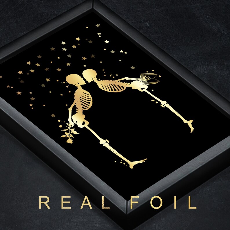 Skeletons Love Kissing Art Anatomy Art Romantic Couple Art Lovers Art ...