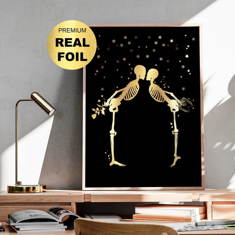 Skeletons Love Kissing Art Anatomy Art Romantic Couple Art Lovers Art ...