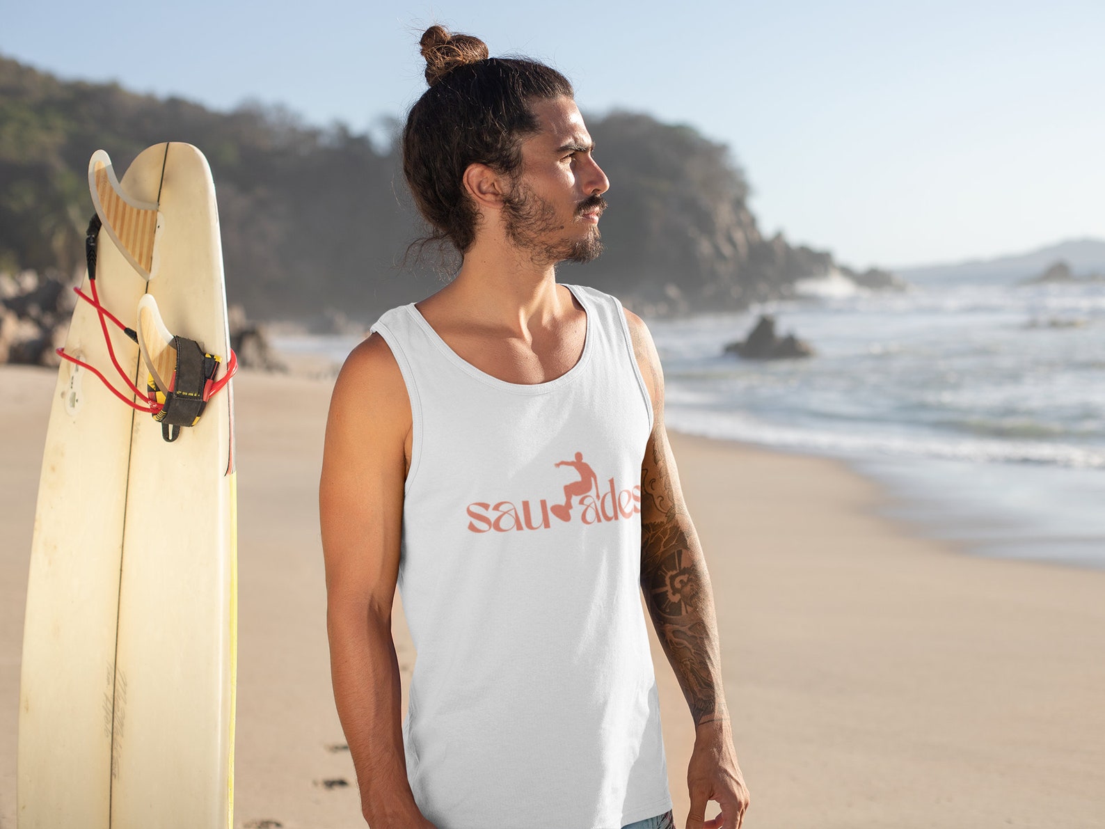 Surfer's Paradise Men's Tank Top Singlet Muscle Shirt - Embrace the ...