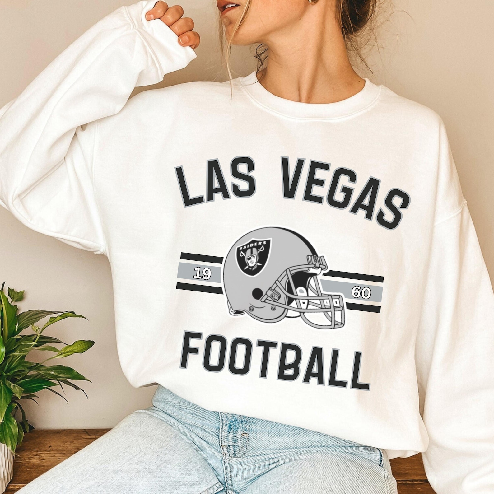 Las Vegas Football Sweatshirt,raiders Football Shirt,las Vegas Raiders ...