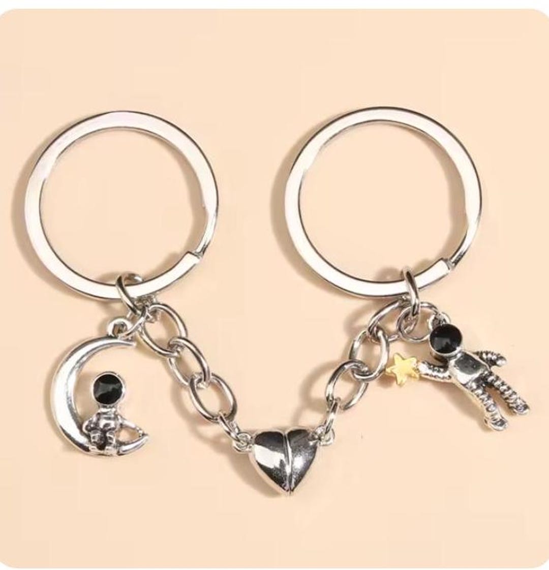 Astronaut Star Magnetic Button Key Ring Spaceman Key Chains for Couple ...
