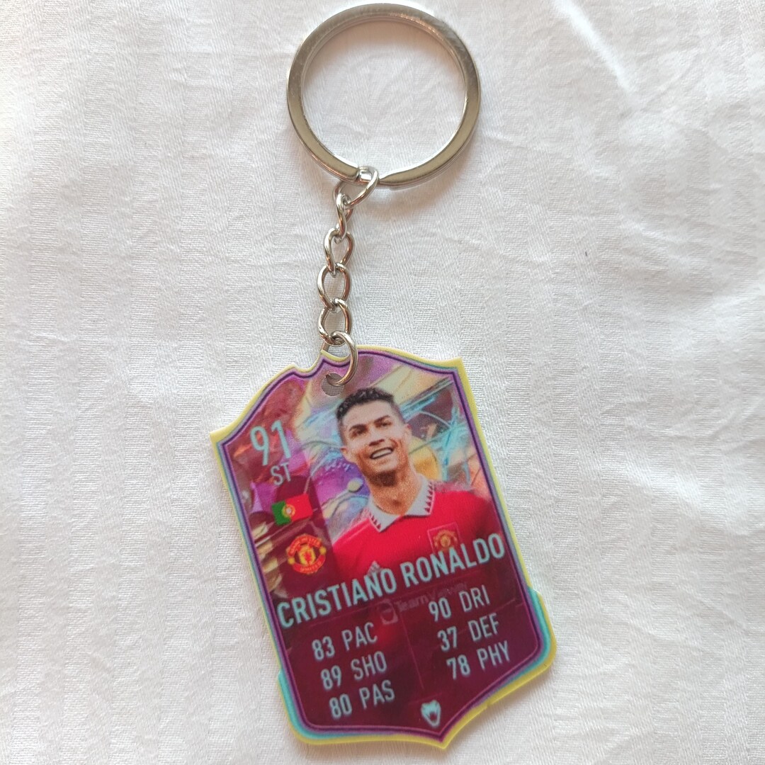 Cristiano Ronaldo Manchester United 91 ST FC22 Football Card Keychain ...