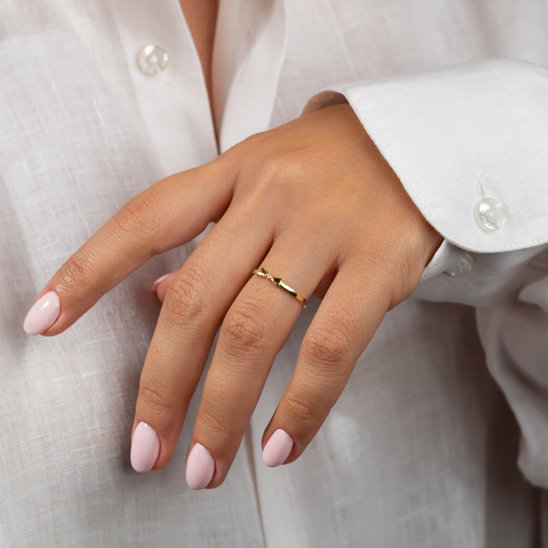 14K Solid Gold Minimalist Stackable Bow Tie Ring, Dainty Bow Band With ...