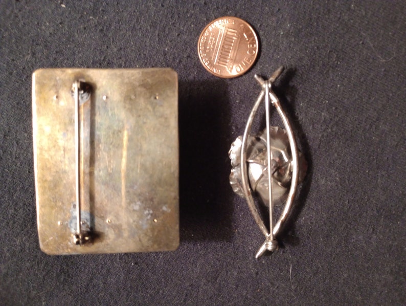 2 Weird Pins - Etsy