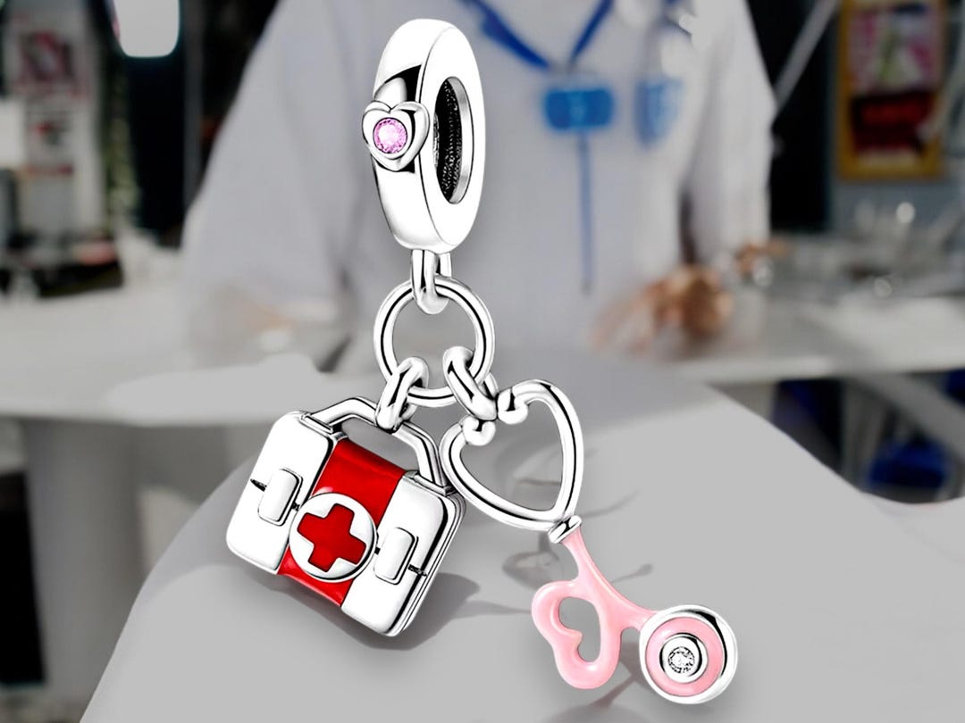 Doctor's Kit First Aid Kit Heart Chest Cardiology Anatomy Doctor ...
