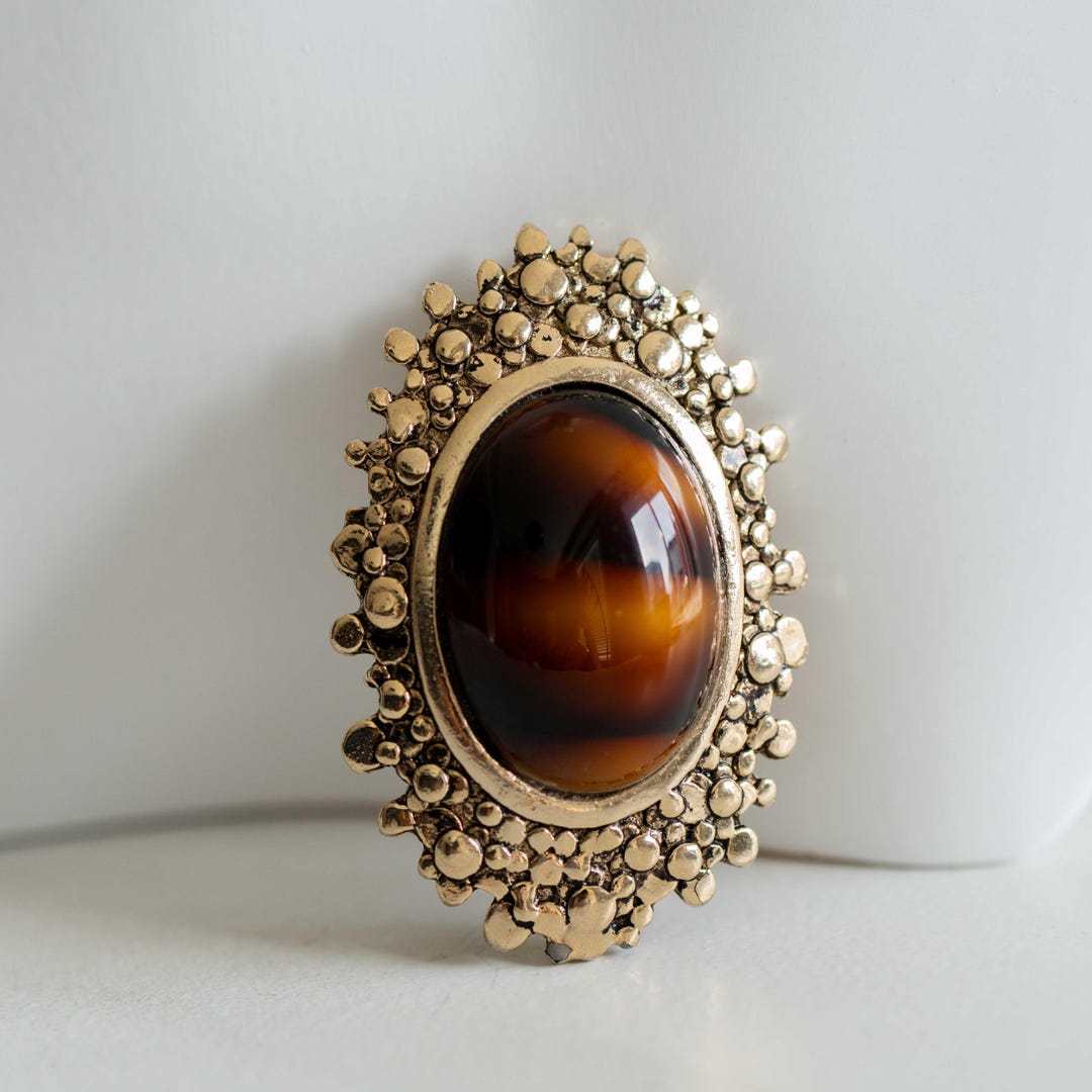 1976 Sarah Coventry Vintage Brooch: Norwegian Wood Accent - Etsy