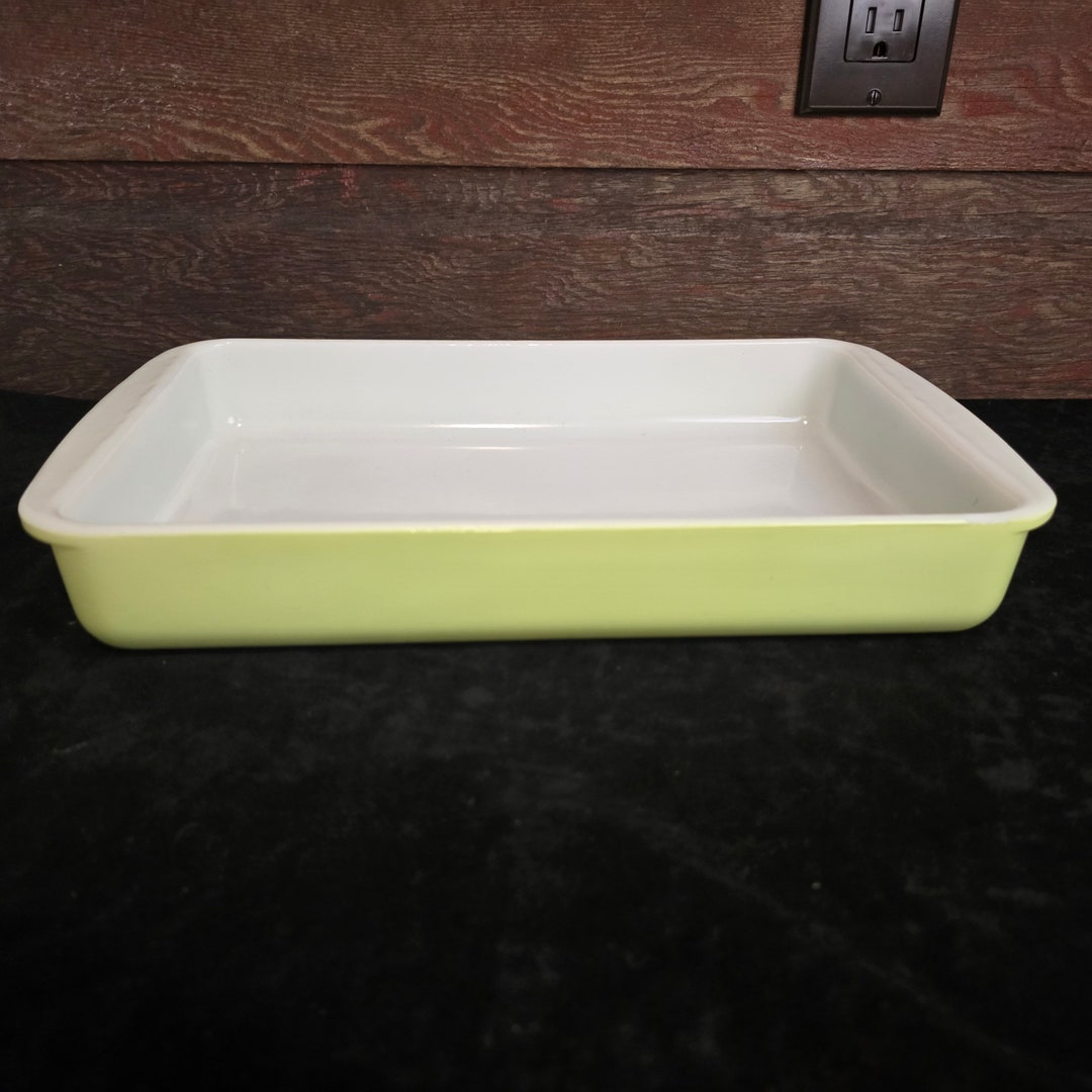Vintage Lime Green Pyrex 232 2QT Casserole Dish - Etsy