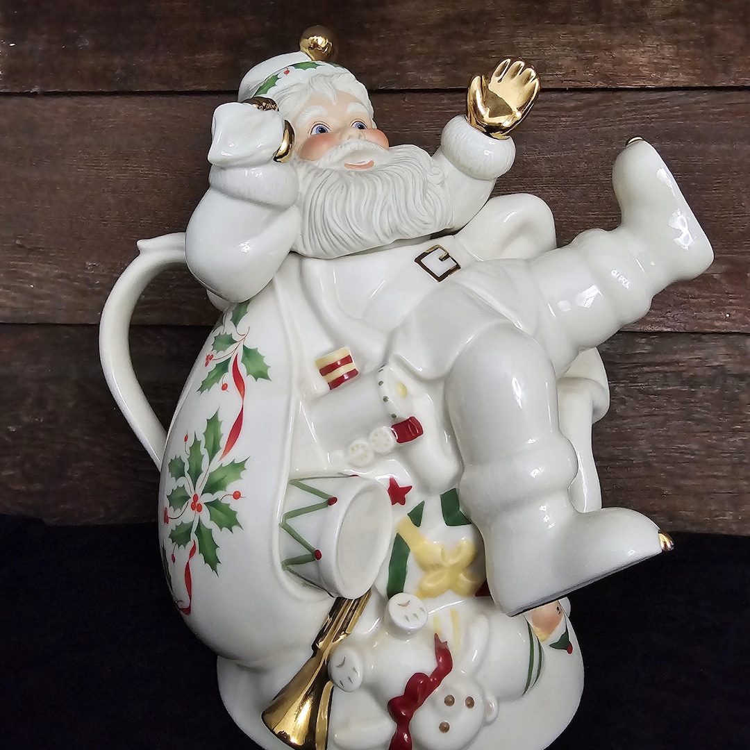 Lenox Holiday Santa Teapot, Lenox Holiday Santa Collection, Large Size ...