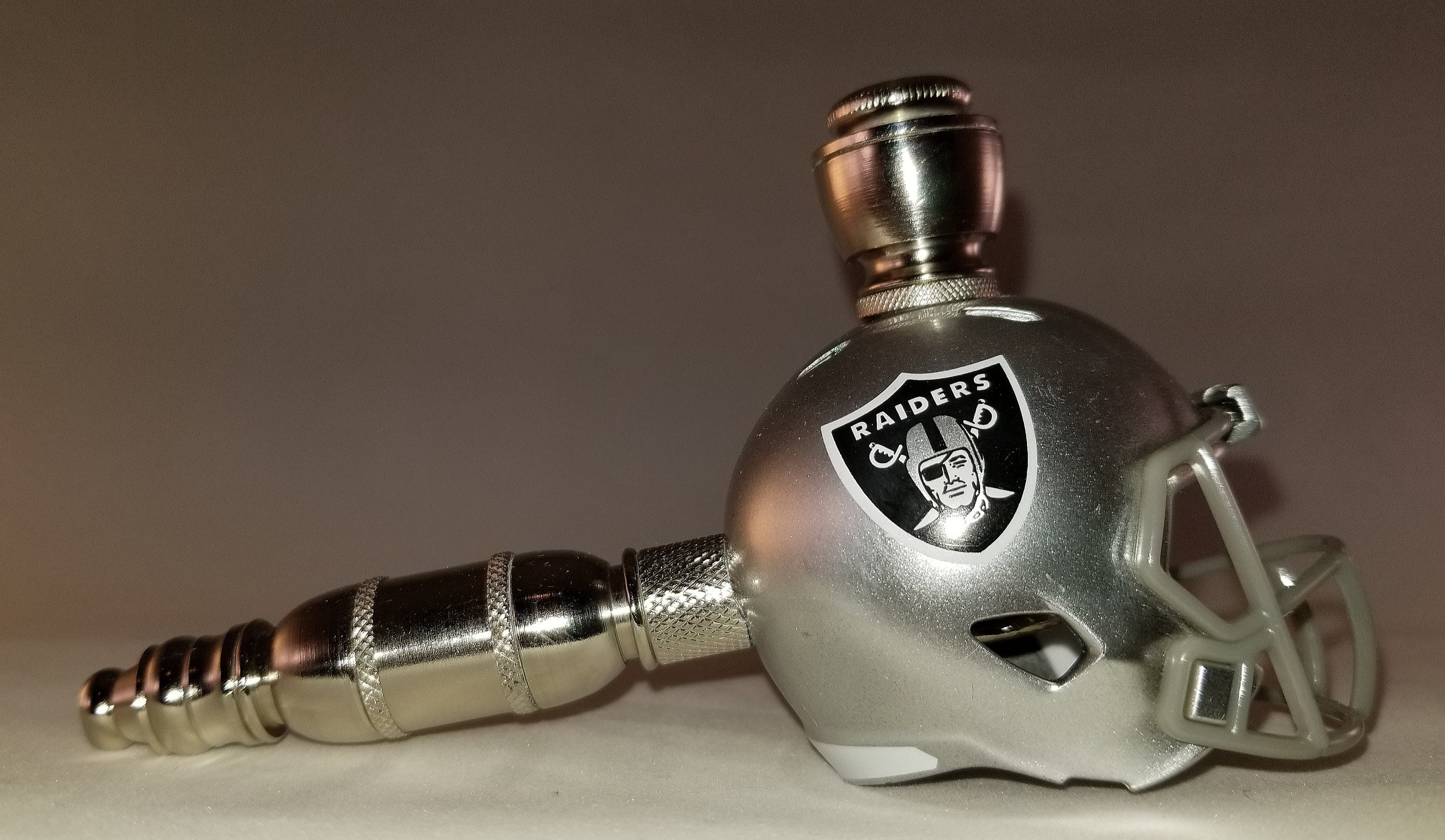 LAS VEGAS RAIDERS Football Helmet Bowl Pipe - Etsy