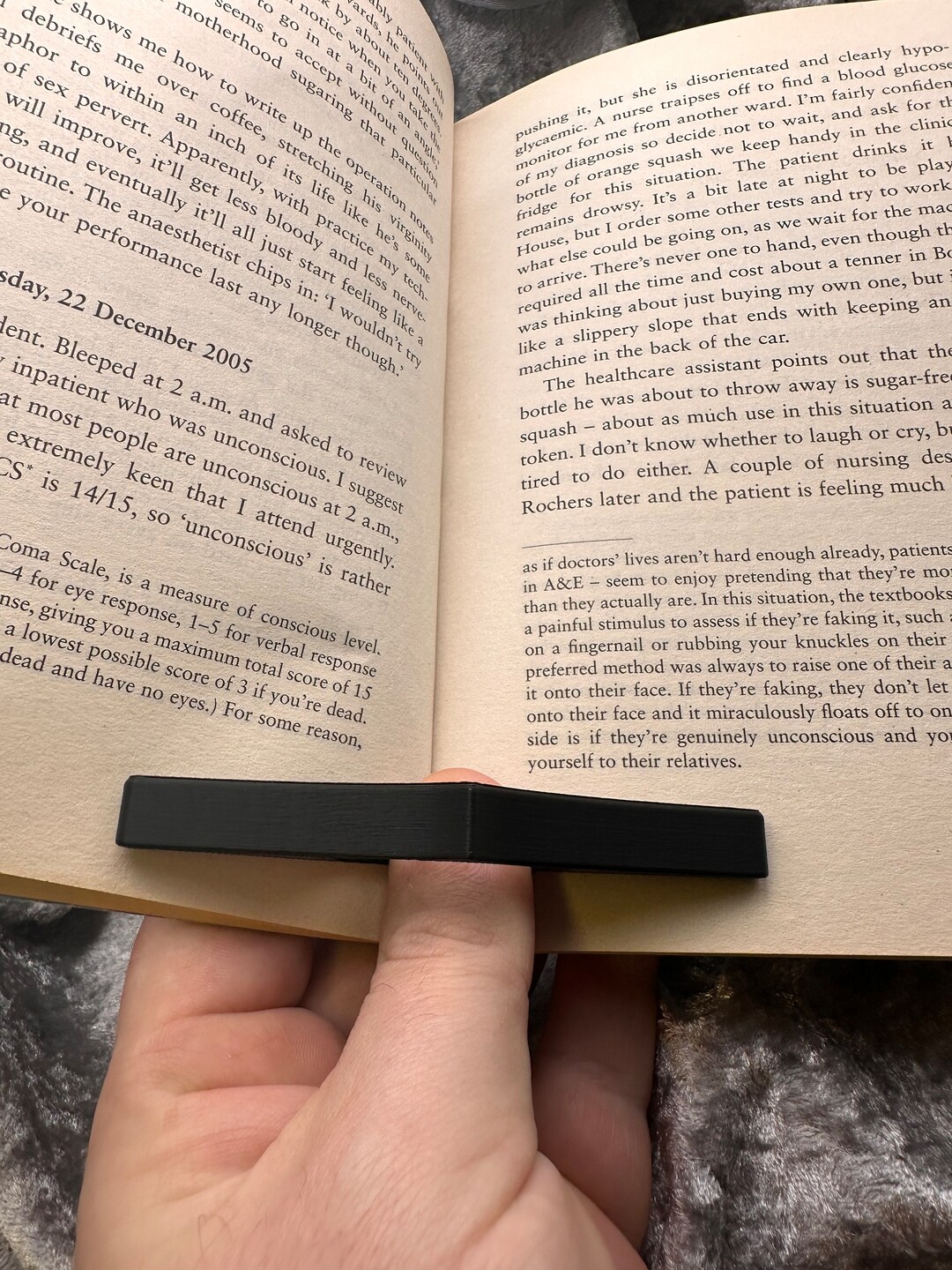 Book Page Holder - Easier Reading With One Hand - Etsy