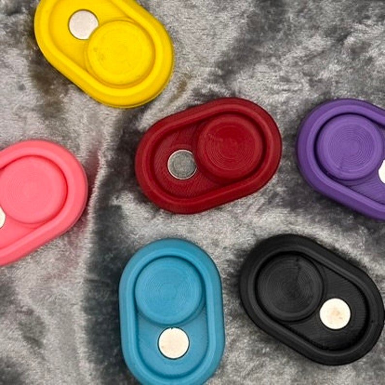 Magnetic Thumb Switch Fidget Toy - Etsy