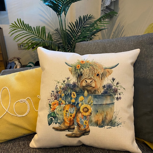 Highland Cow Cushion - Etsy UK